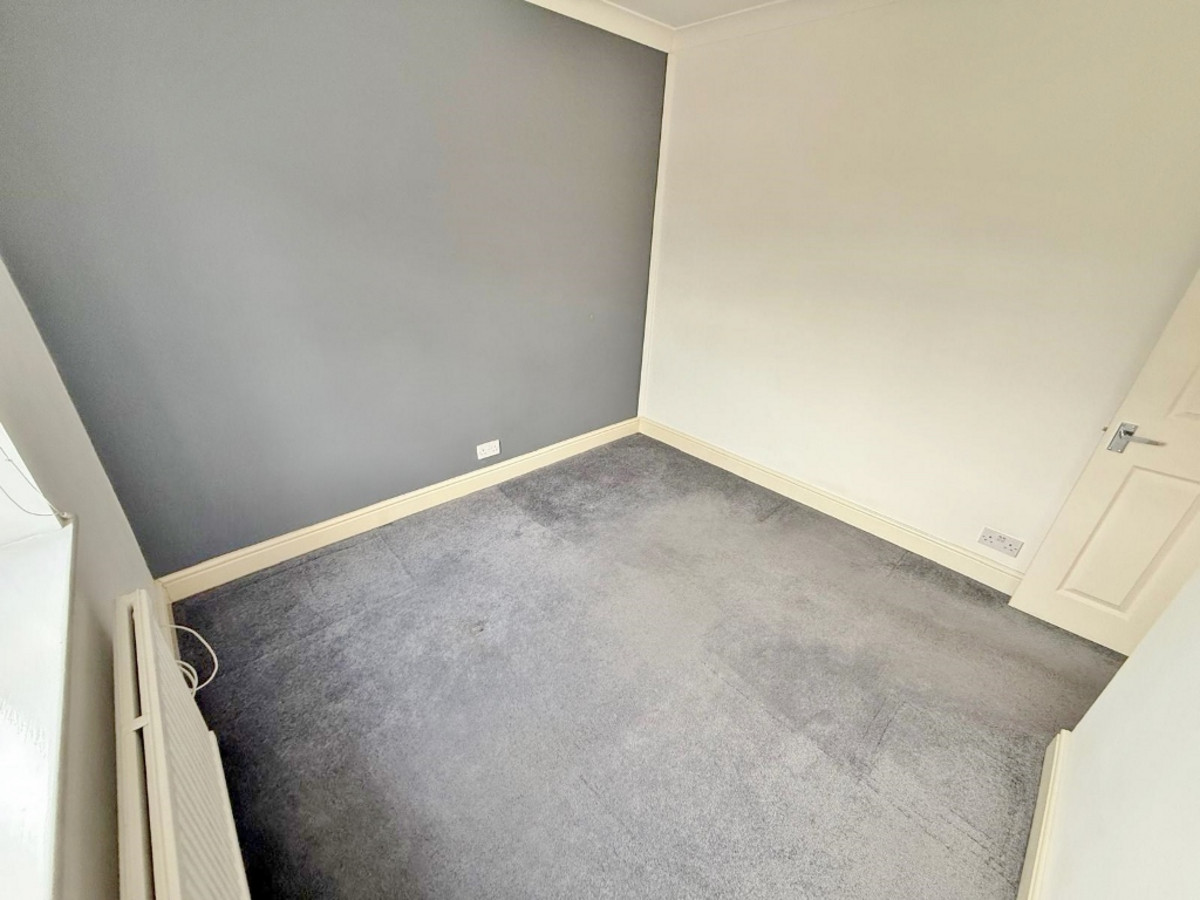 Collier Row Road, Collier Row, RM5 | Keystones Property