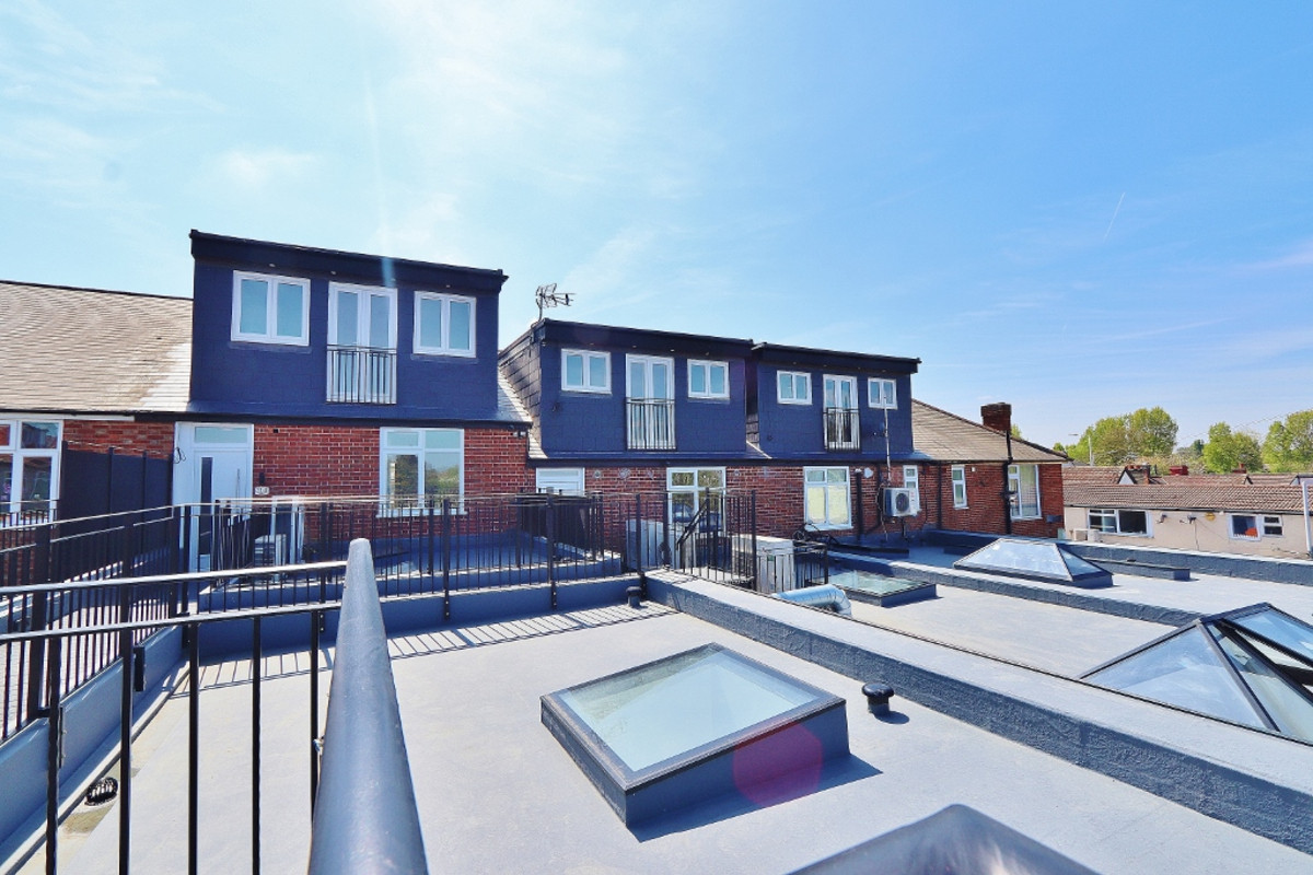 Collier Row Road, Collier Row, RM5 | Keystones Property