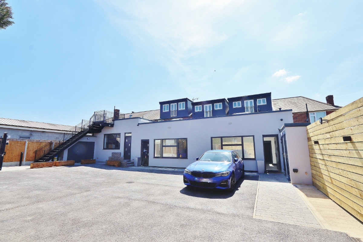 Collier Row Road, Collier Row, RM5 | Keystones Property