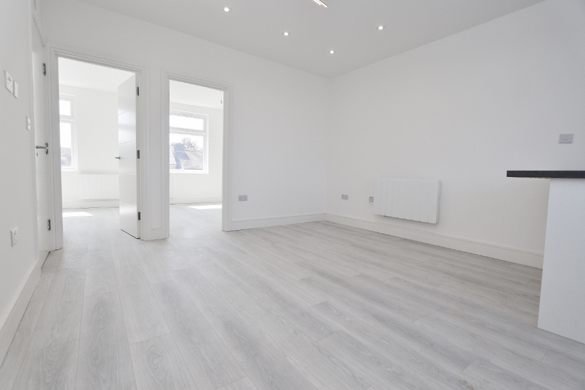 Collier Row Road, Collier Row, RM5 | Keystones Property