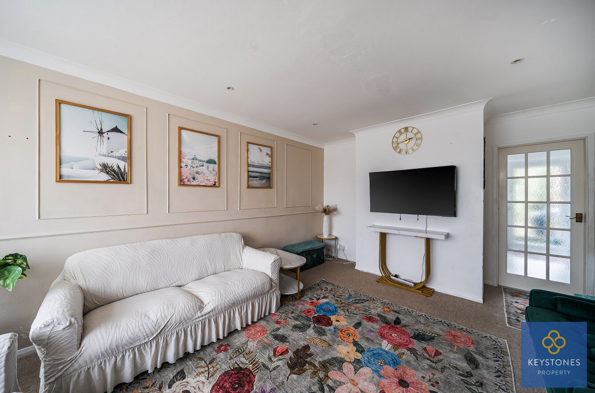 Highfield Road, Collier Row, RM5 | Keystones Property